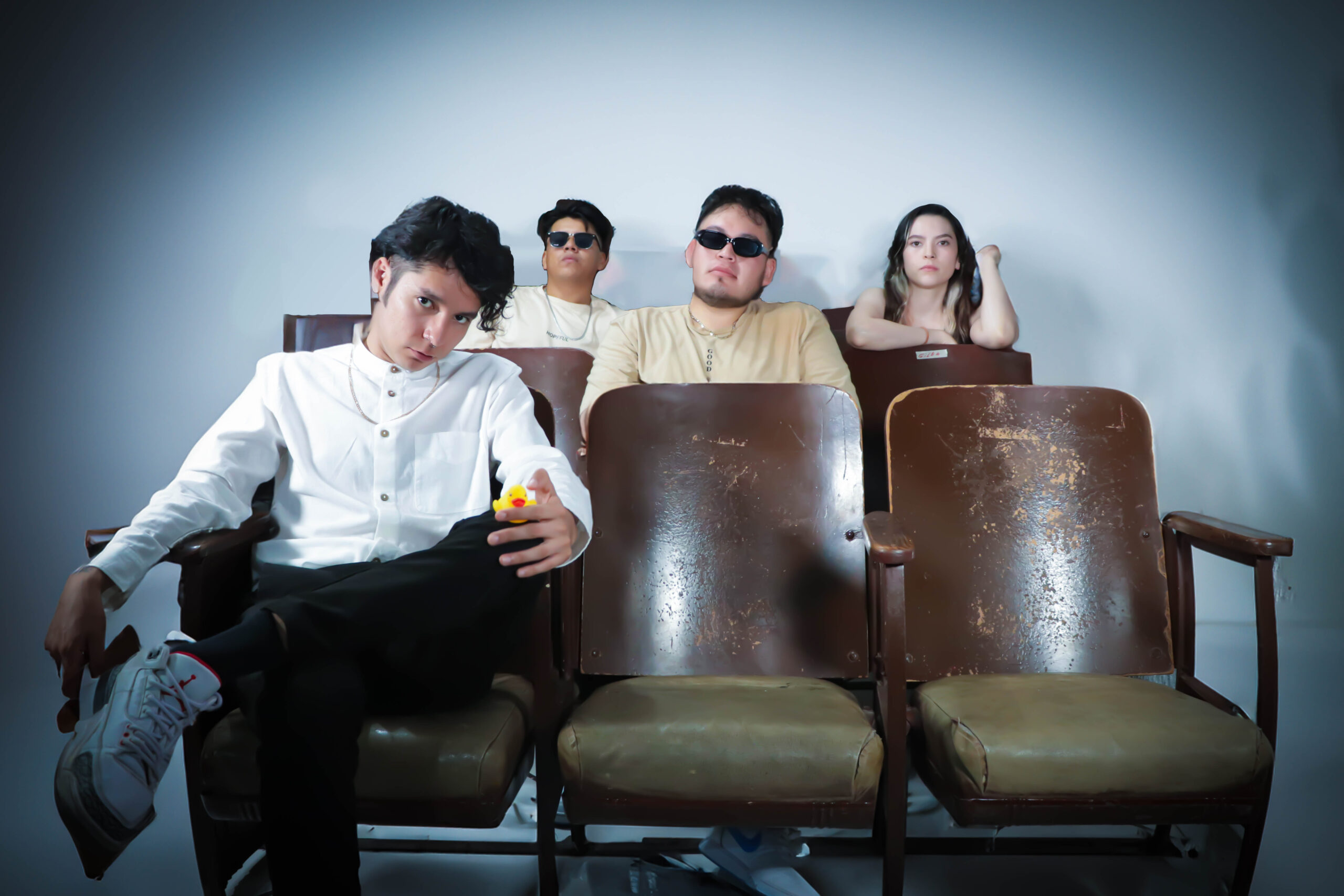 Max Padia lanza su nuevo sencillo “Consuelo” - Mundo Indie Mx