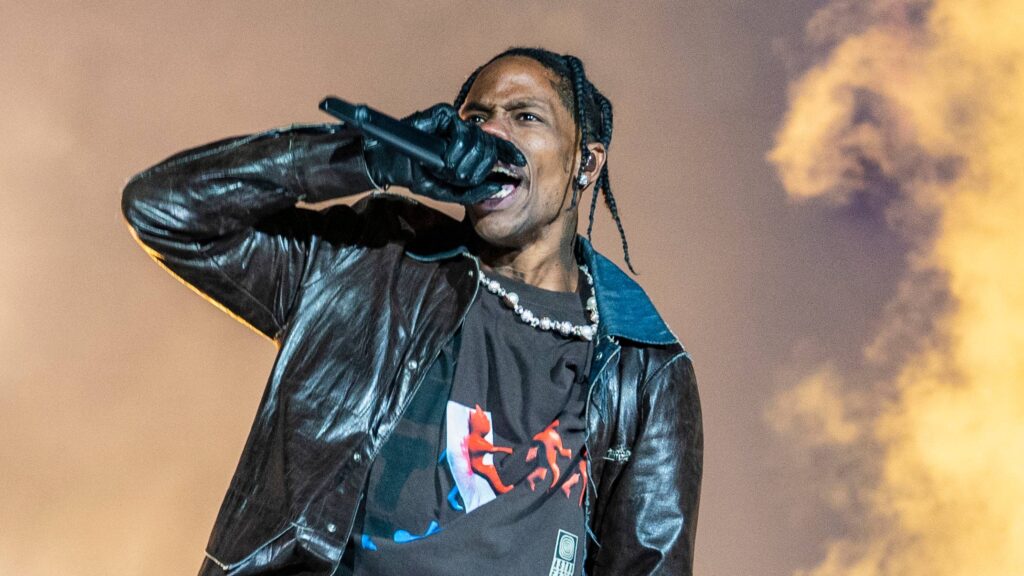 TRAVIS SCOTT llega a México para reventar la Explanada del Estadio ...