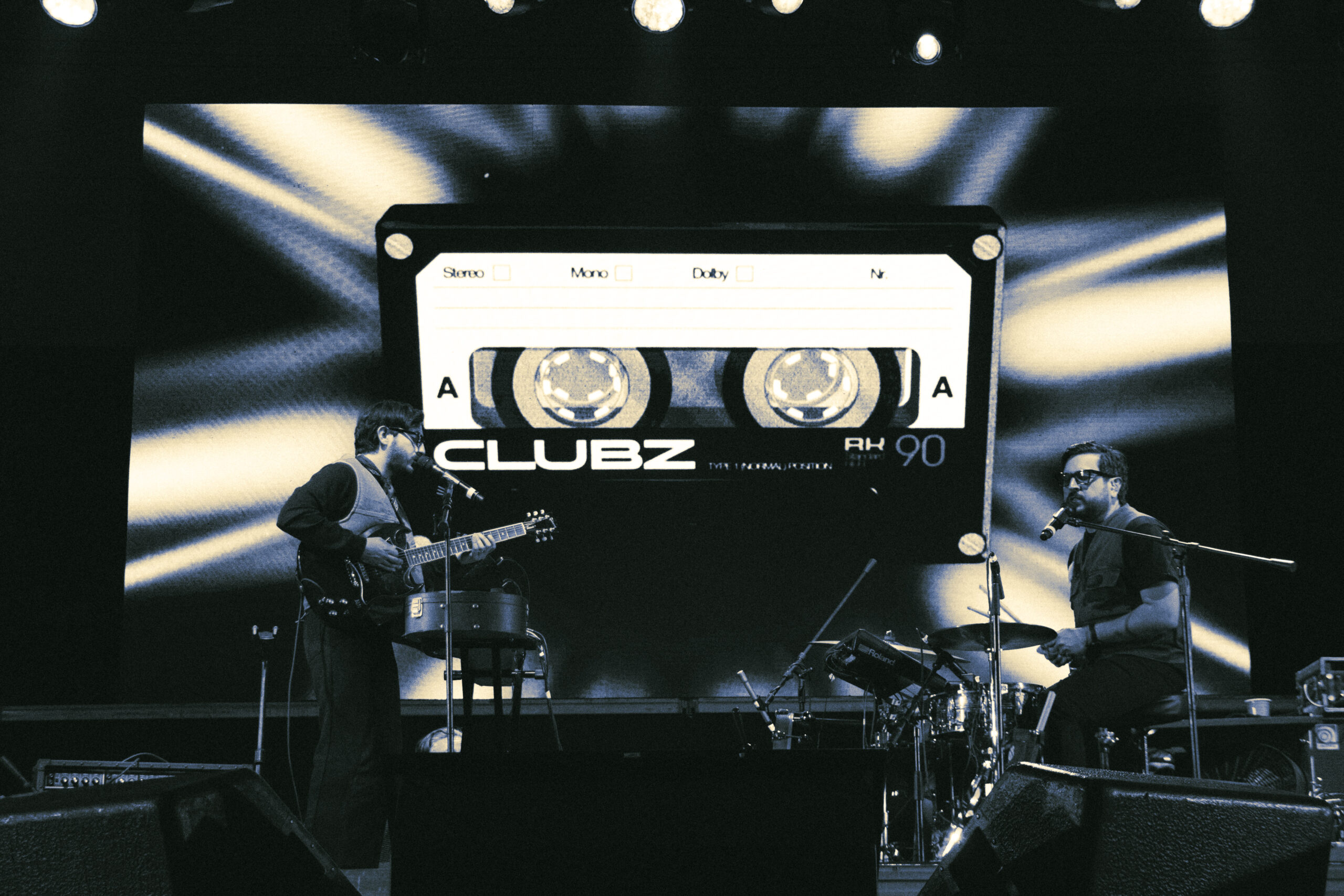 CLUBZ regresa a la CDMX con "Radio Kono" en el Pepsi Center - Mundo ...