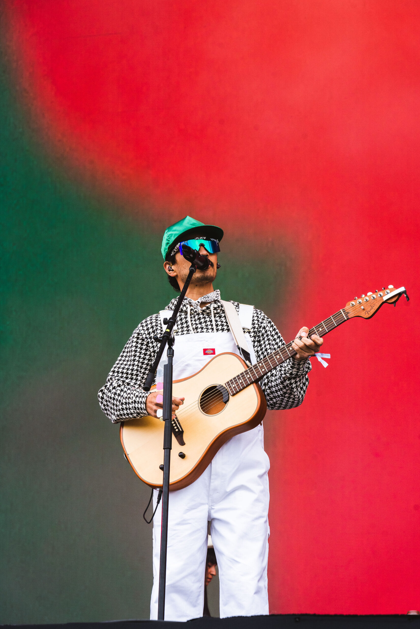 Caloncho vuelve a Tecate Pa’l Norte con un show lleno de frescura y ...