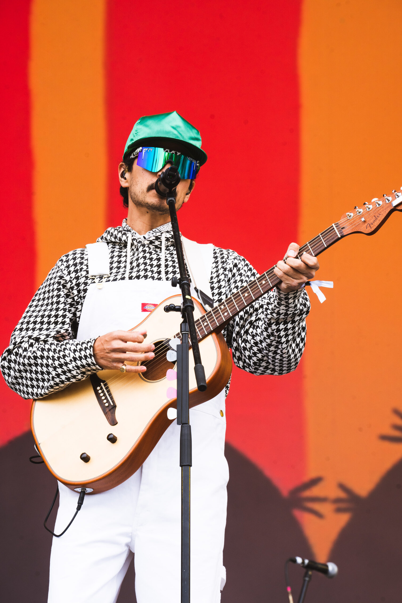 Caloncho vuelve a Tecate Pa’l Norte con un show lleno de frescura y ...
